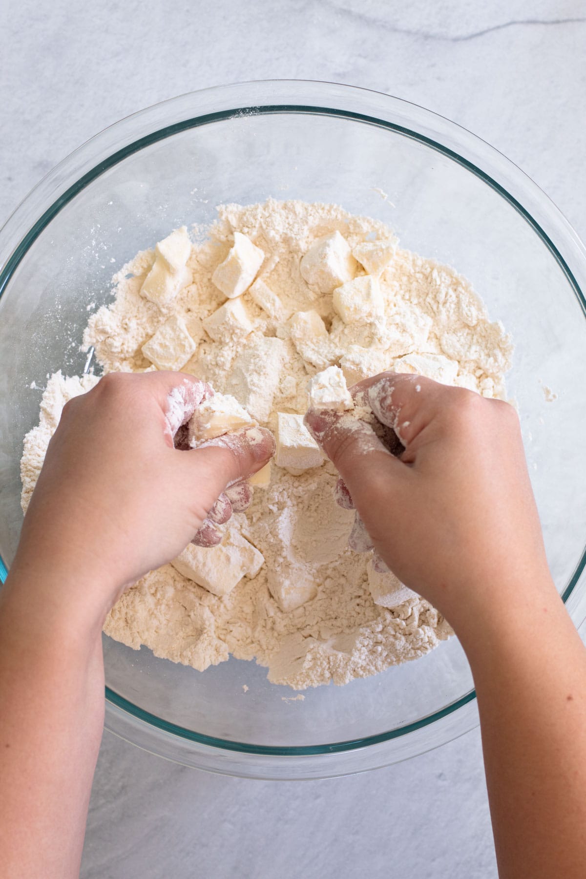 How to Make Pie Crust By Hand - Everyday Pie