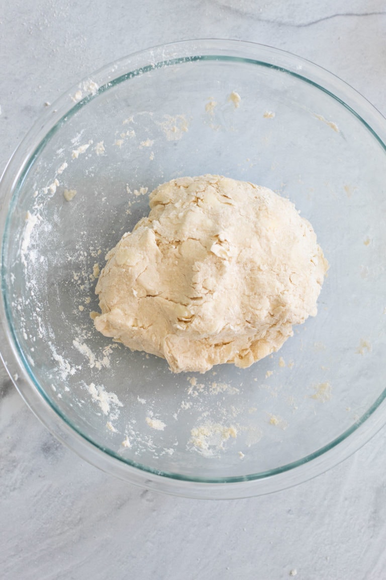 How to Make Pie Crust By Hand - Everyday Pie