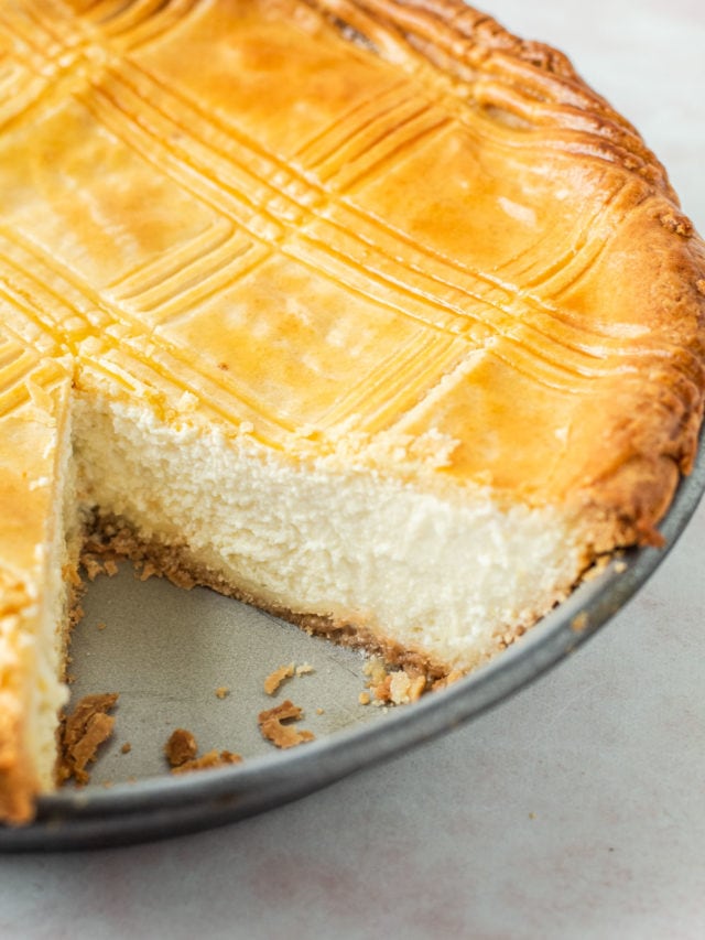 Sweet Italian Ricotta Pie - Everyday Pie