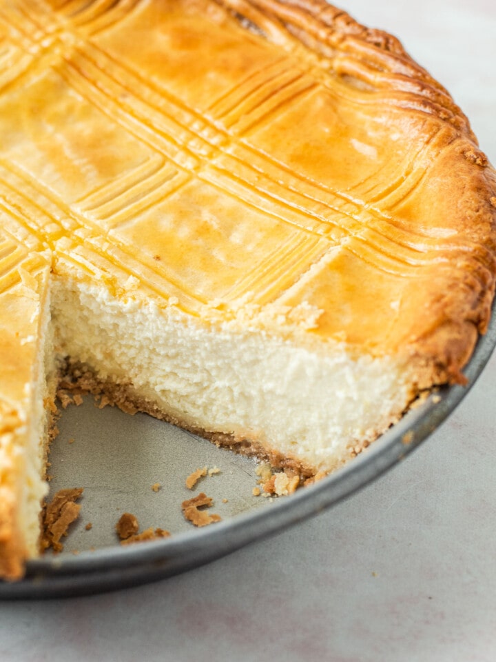 Sweet Italian Ricotta Pie - Everyday Pie