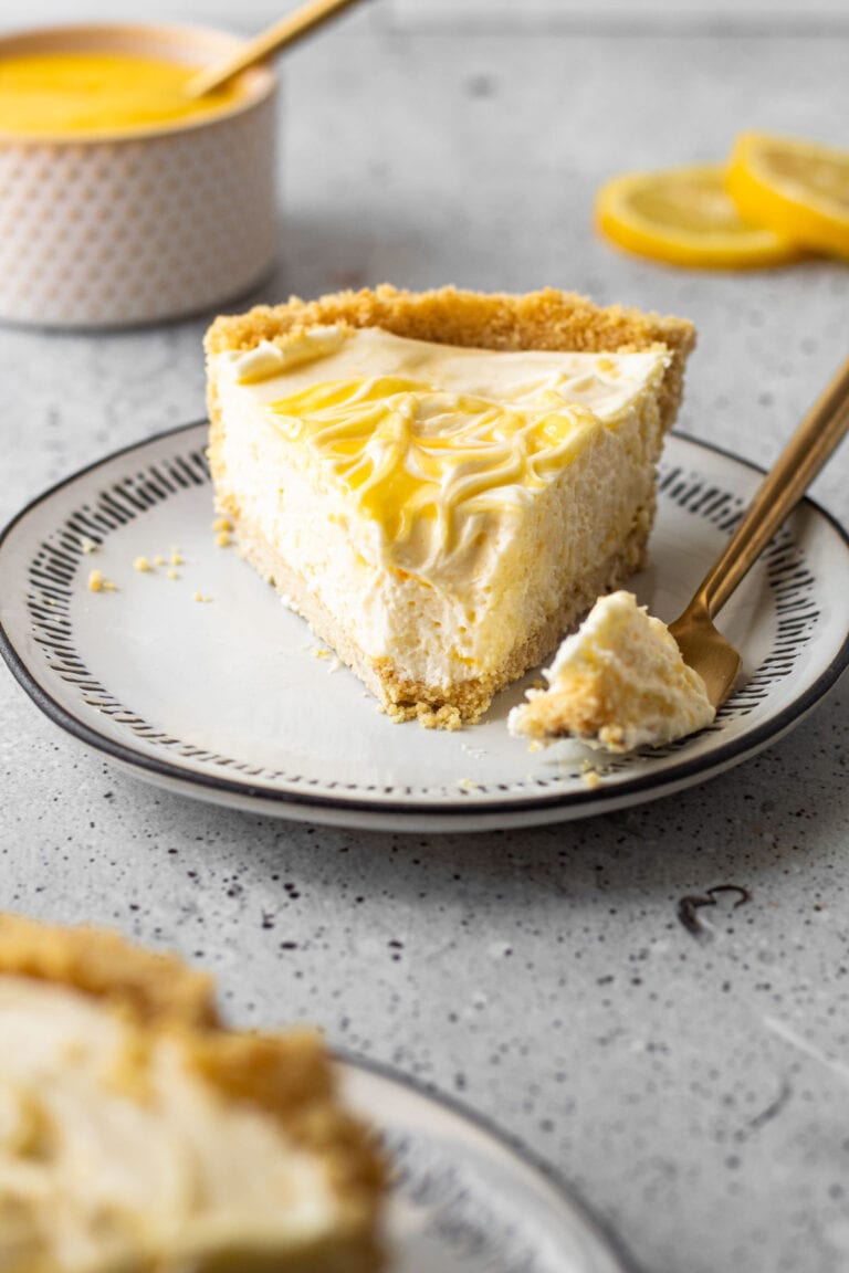 Creamy No-Bake Lemon Pie - Everyday Pie