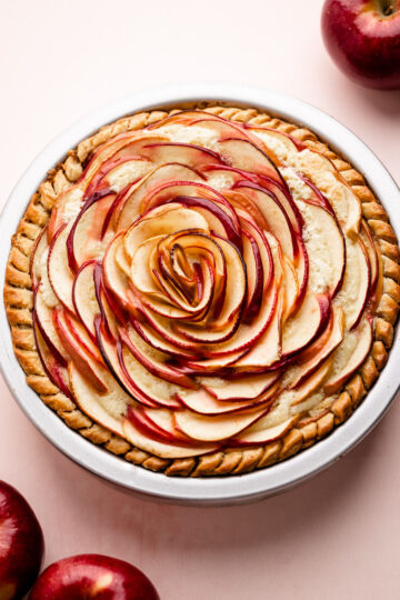 Apple Rose Pie - Everyday Pie