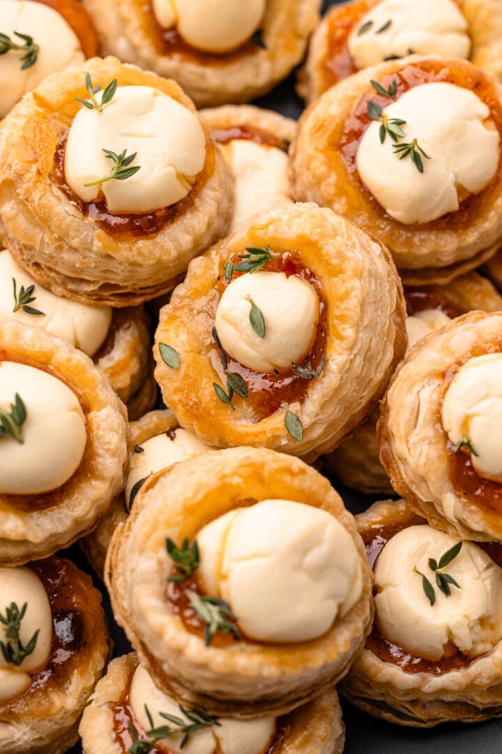 Cream Cheese and Pepper Jelly Puff Pastry Bites - Everyday Pie